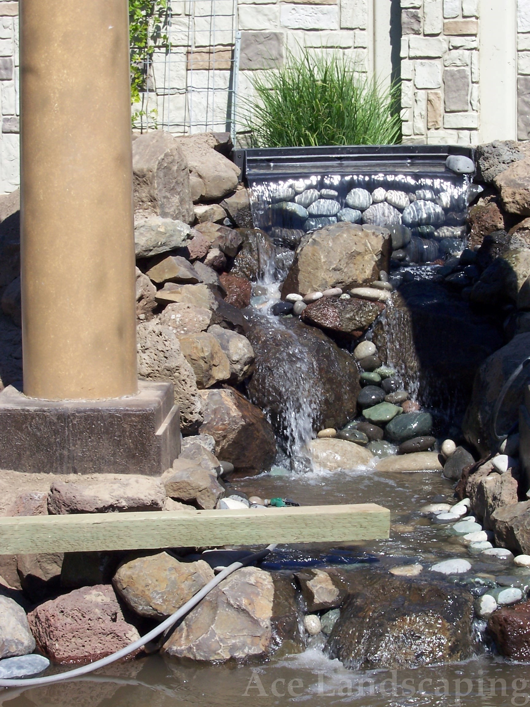WATER FEATURE DESIGN SERVICES - Ponds/Streams & Garden Water Features