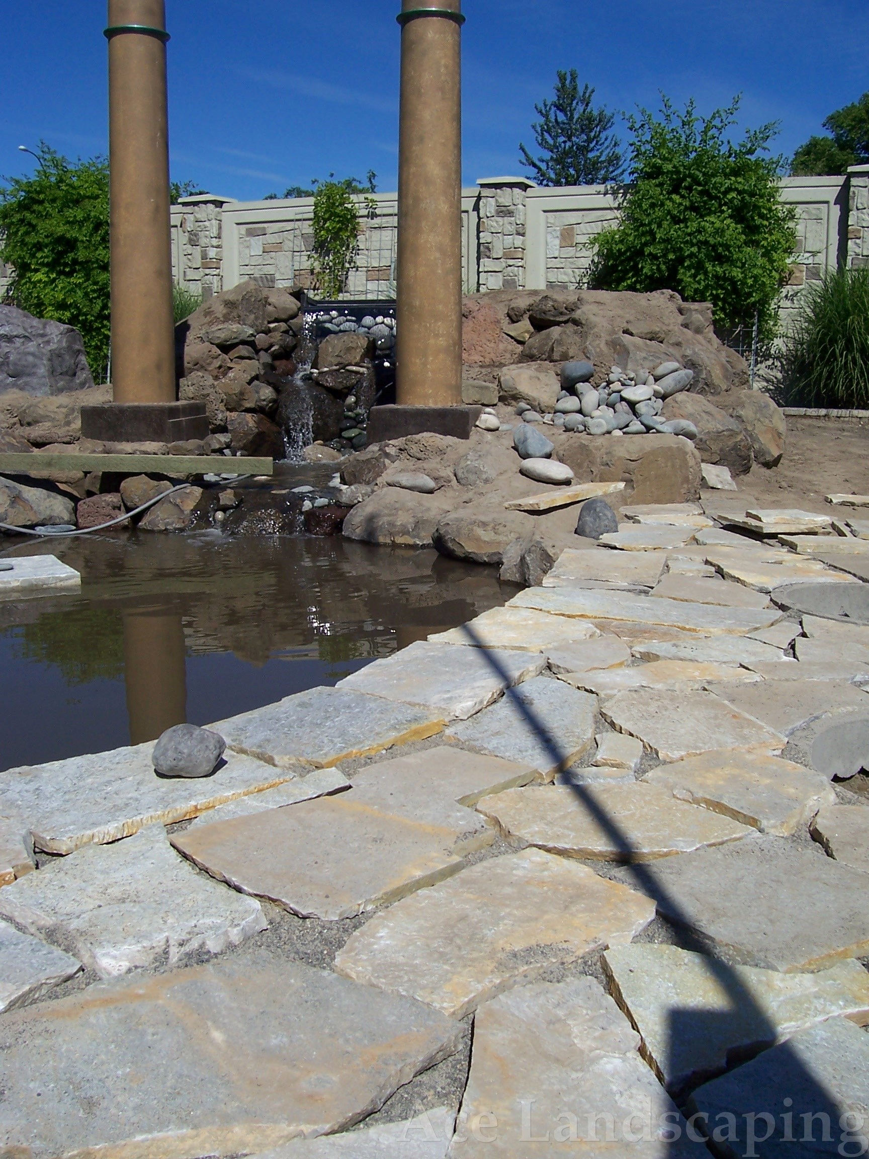 LANDSCAPE DESIGN CONTRACTOR - Landscaping Design & Construction